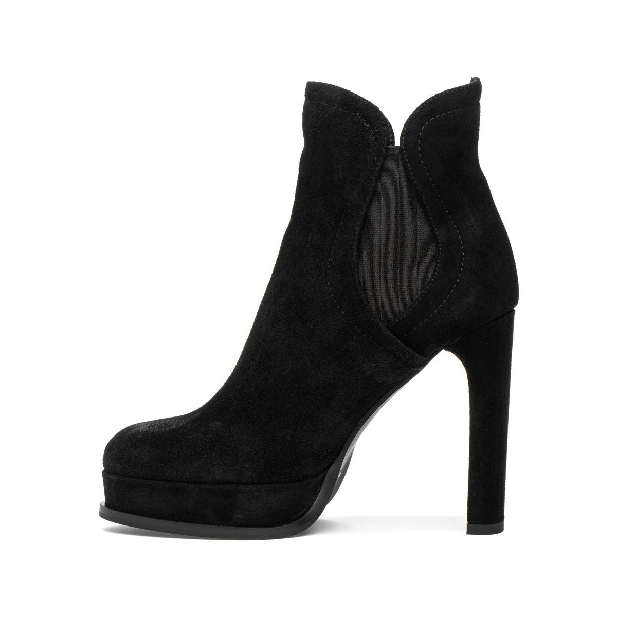 Cora Boot – 275 Central